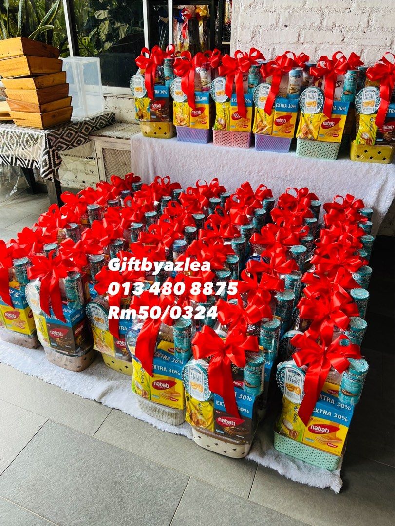 Hamper chocolate dan biskut ready stock, Food & Drinks, Gift Baskets ...