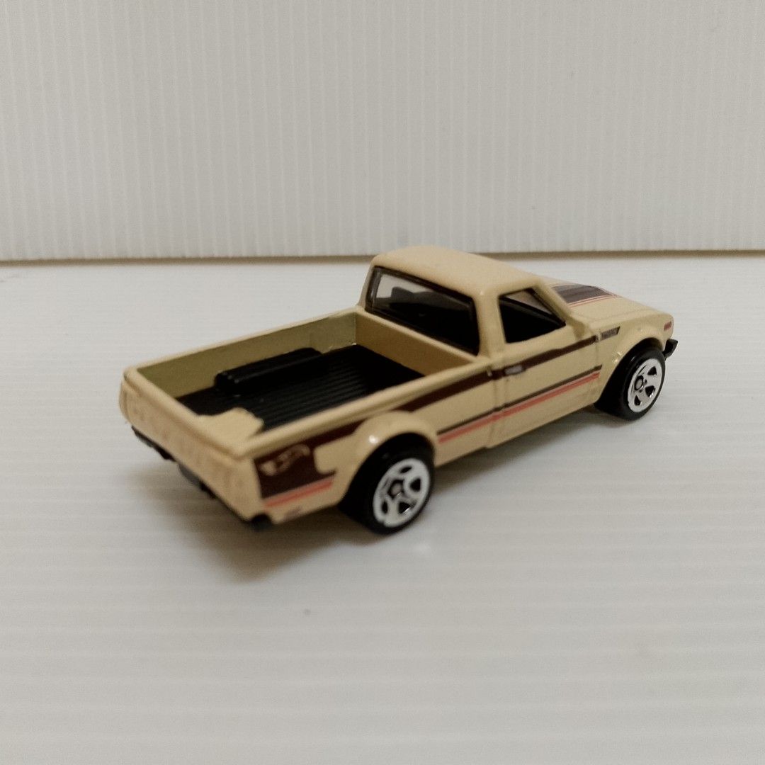 Hot Wheels Datsun 620 Multipack Exclusive 2016, Hobbies & Toys, Toys ...