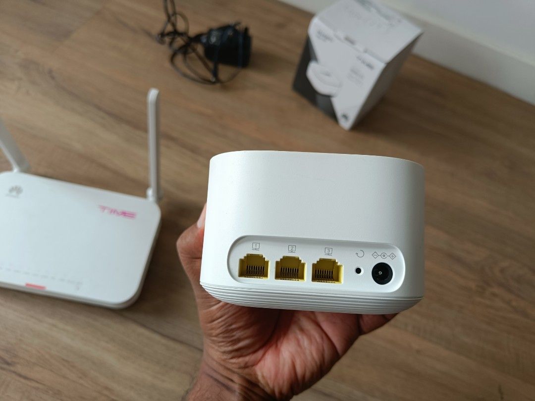 Huawei OptiXstar (HG8145X6), Computers & Tech, Parts & Accessories ...