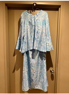 Mek Kembang Signature Kurung, Women's Fashion, Muslimah Fashion, Baju ...