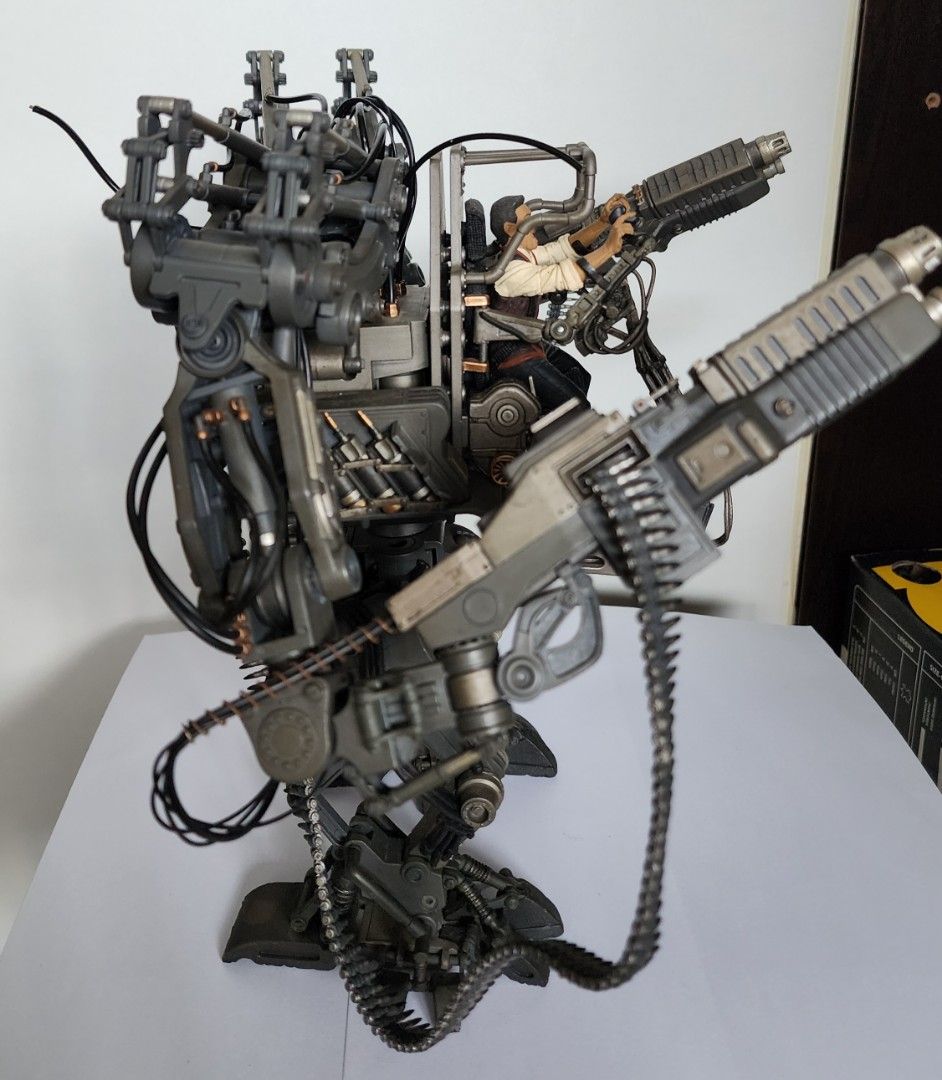 McFarlane Toys The Matrix Revolutions Mifune's Last Stand APU Deluxe ...