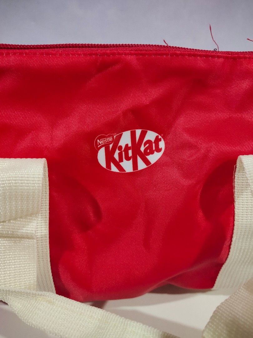 New Limited Edition Kit Kat Sling Bag Beg Sandang Mini (Red), Women's ...