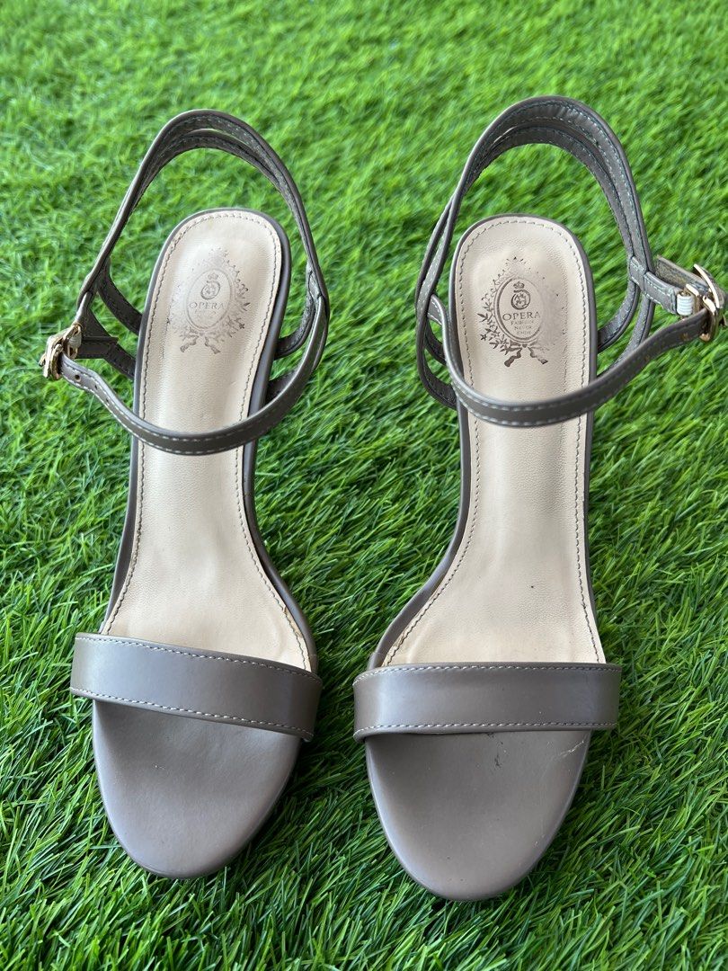 Opera high heels, Women's Fashion, Footwear, Heels on Carousell