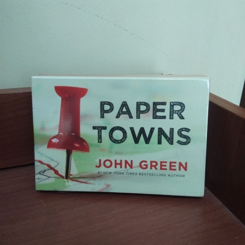 Paper Towns by John Green [Penguin Mini Edition, PRELOVED], Hobbies ...