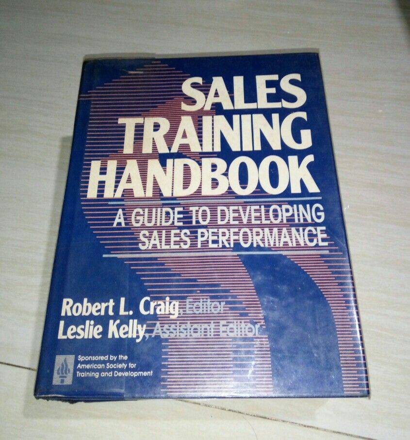 Sales Training Handbook, Buku & Alat Tulis, Buku di Carousell