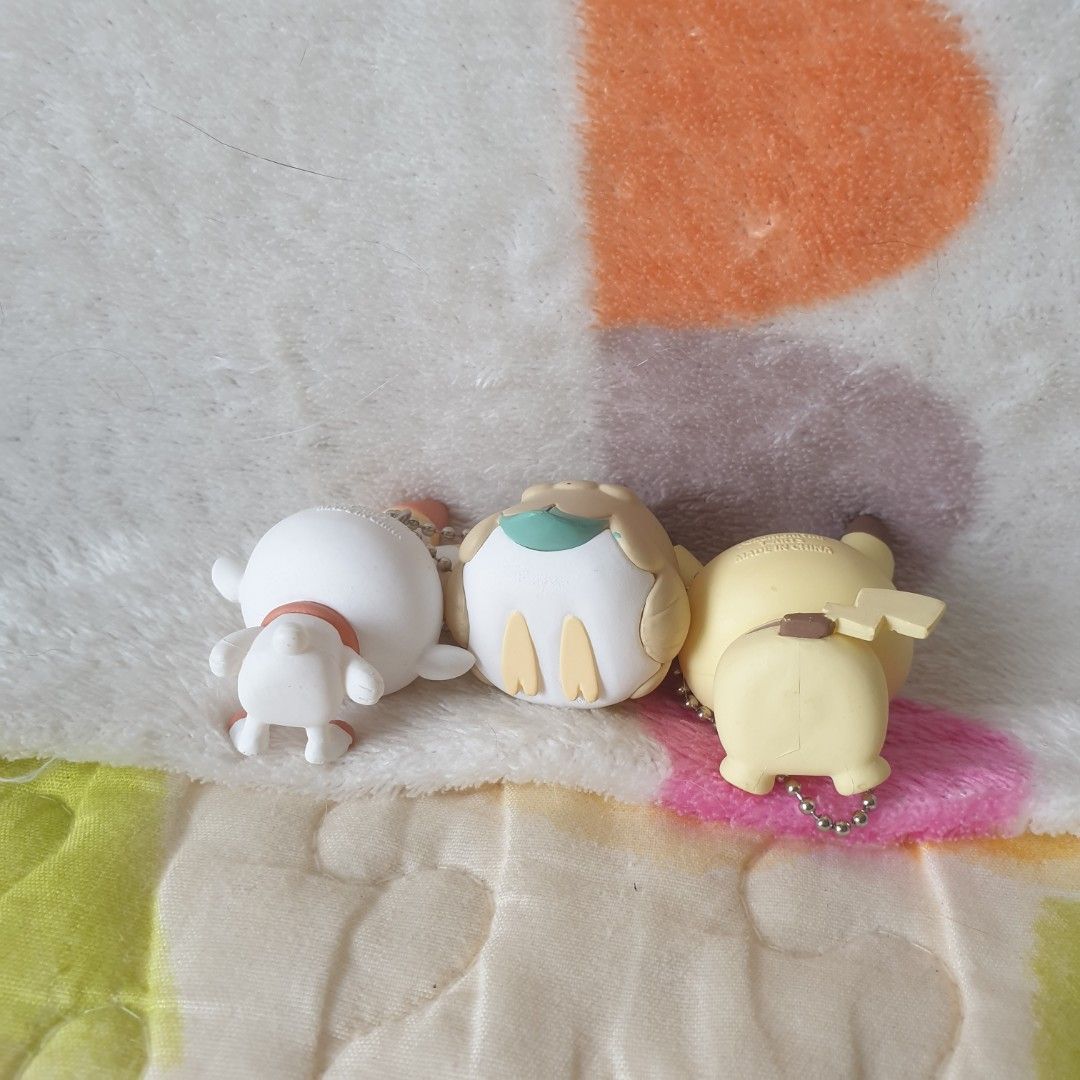 Sleeping pokemon gachapon figurine keychain, Hobbies & Toys ...