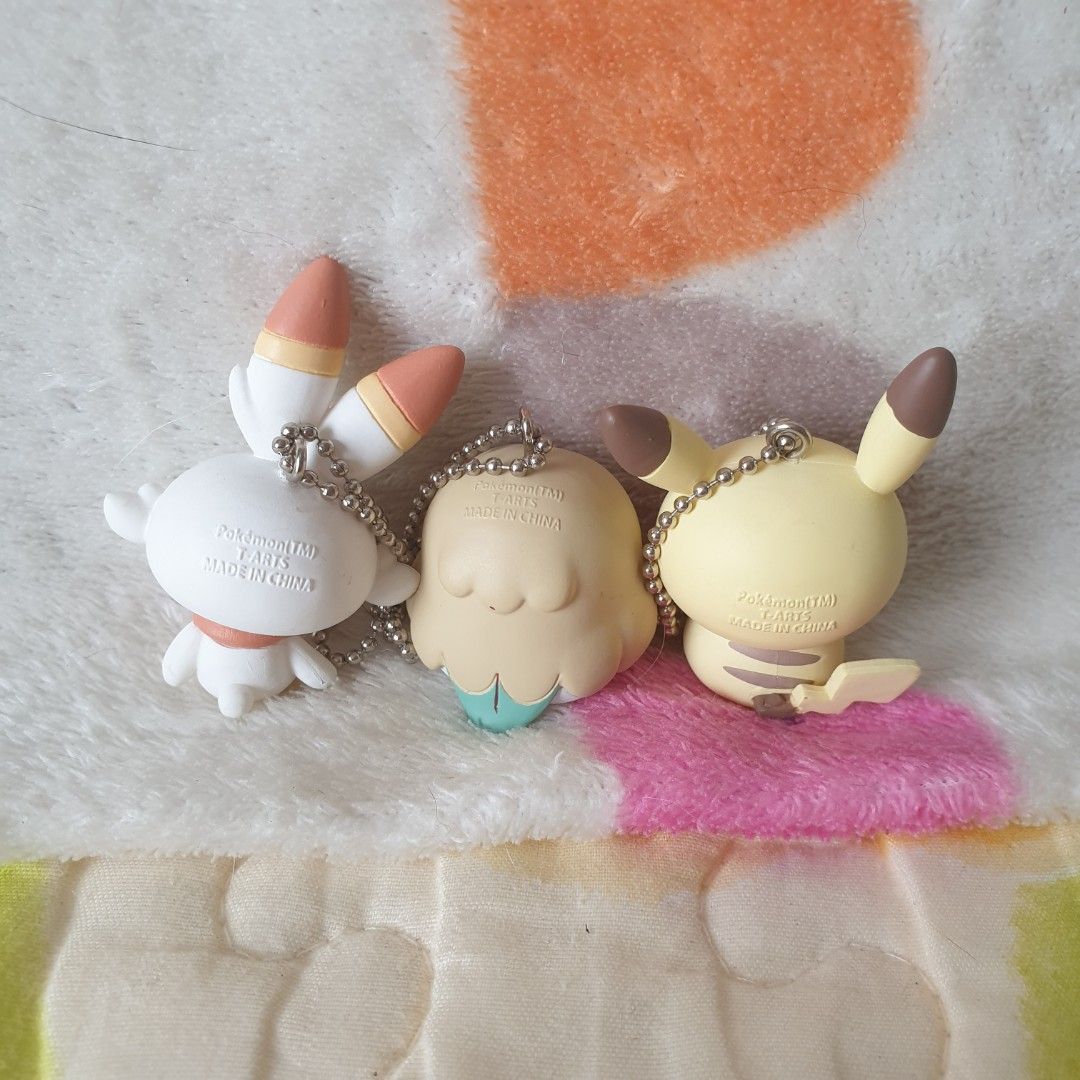 Sleeping pokemon gachapon figurine keychain, Hobbies & Toys ...