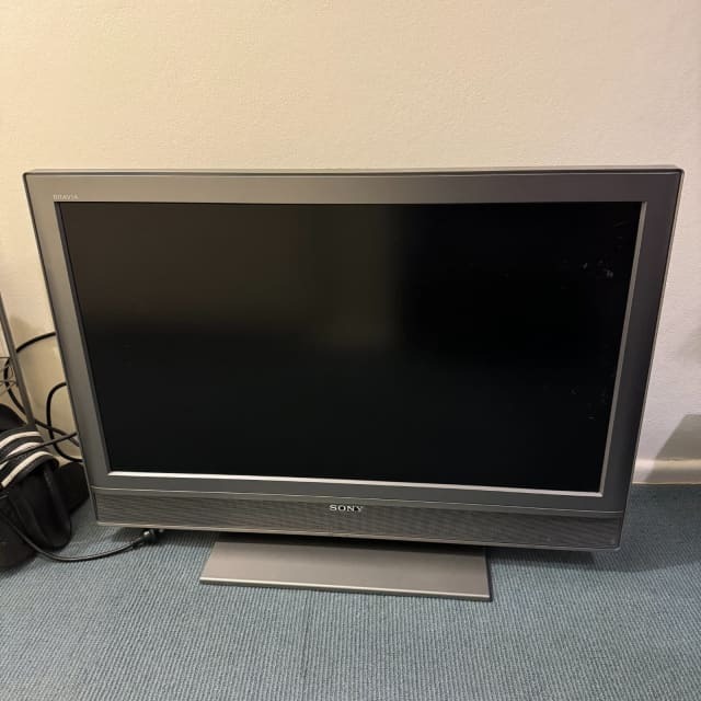 Sony 37 inch LCD TV with no stand, TV & Home Appliances, TV ...