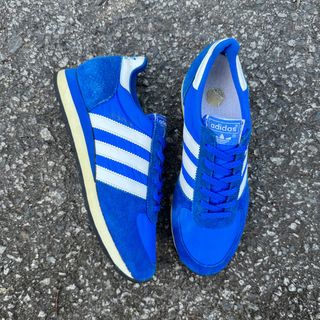 Vintage adidas, Men's Fashion, Footwear, Sneakers on Carousell