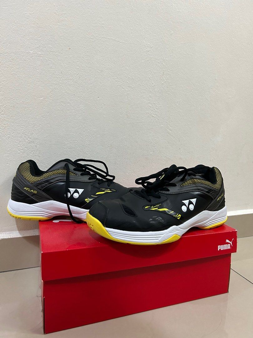 Yonex Atlas Black badminton shoe, Men's Fashion, Footwear, Casual shoes ...