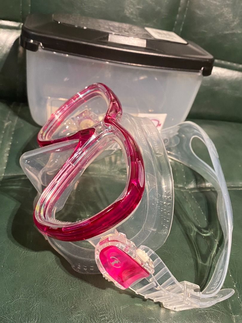 桃園店 展示品 TUSA Freedom One Pro BP 潛水/自潛 雙面鏡 (M212 抗UV鏡片), 體育器材, 其他運動配件在旋轉拍賣