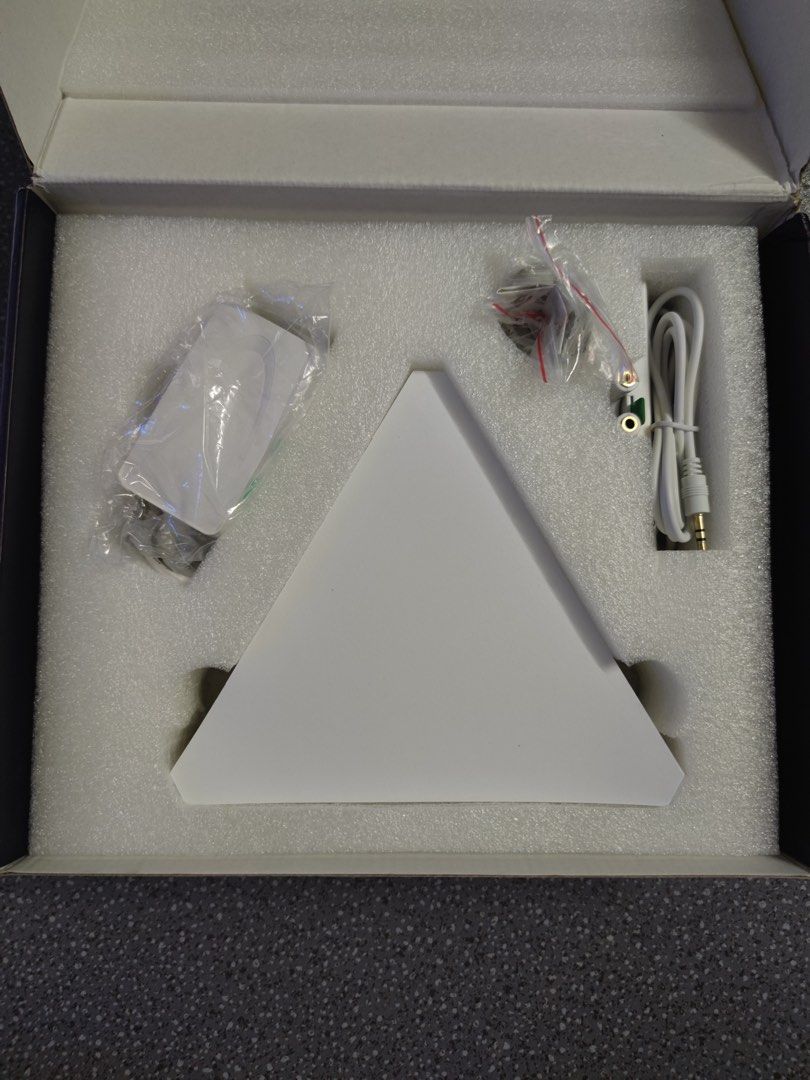 Cololight Triangle Kit RGB panel, Furniture & Home Living, Lighting ...