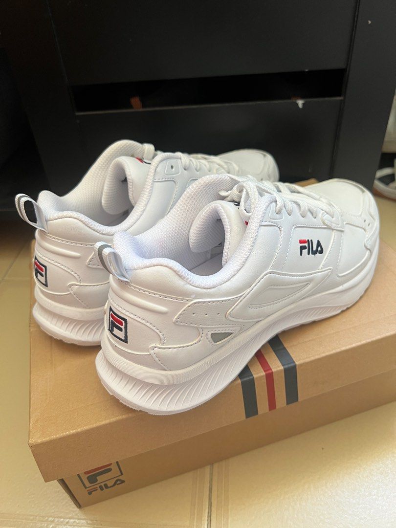 fila fieldgage white, Luxury, Sneakers & Footwear on Carousell