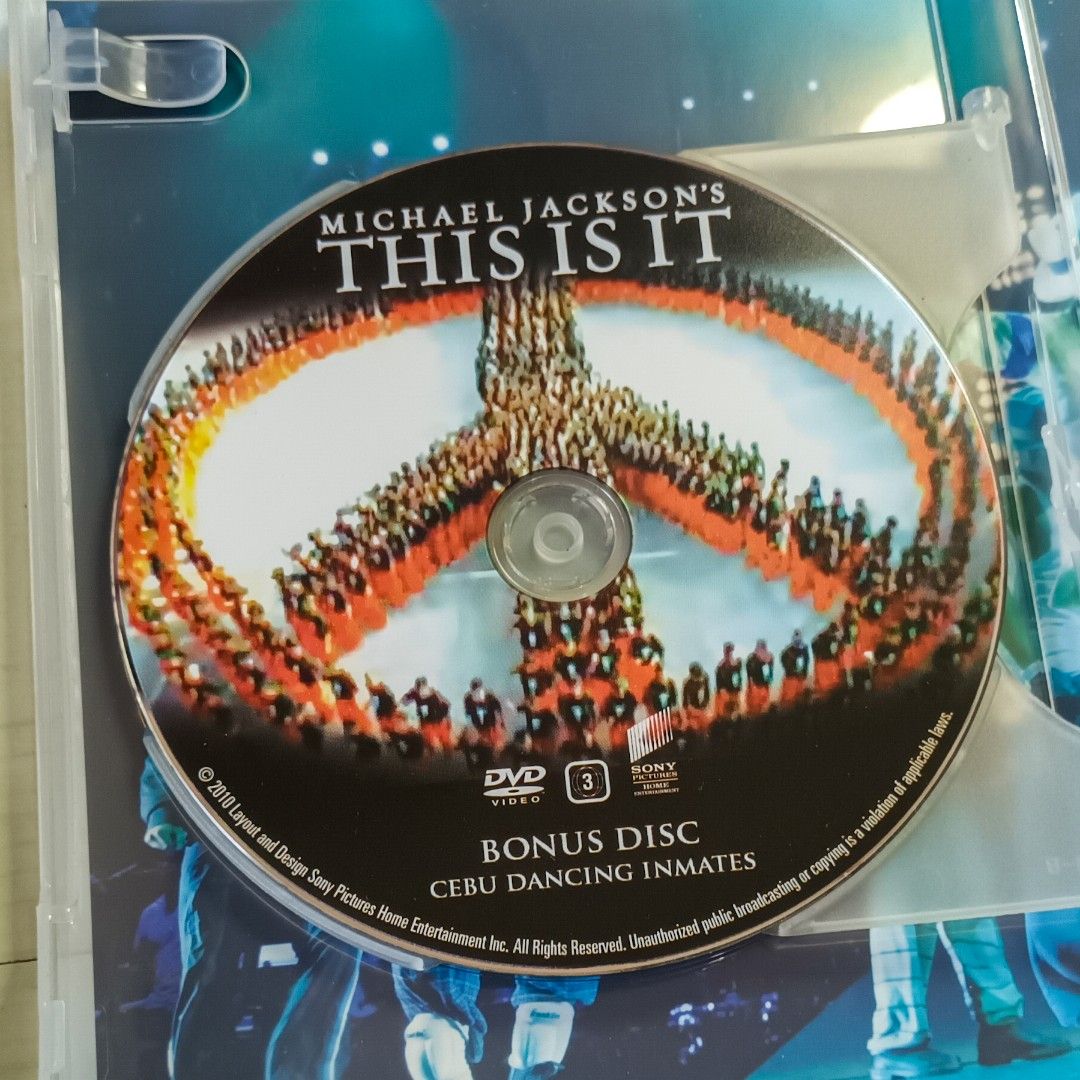 MICHAEL JACKSON DVD SET: 3-DISC THIS IS IT, 3-DISC VISION + BOOKLETS ...