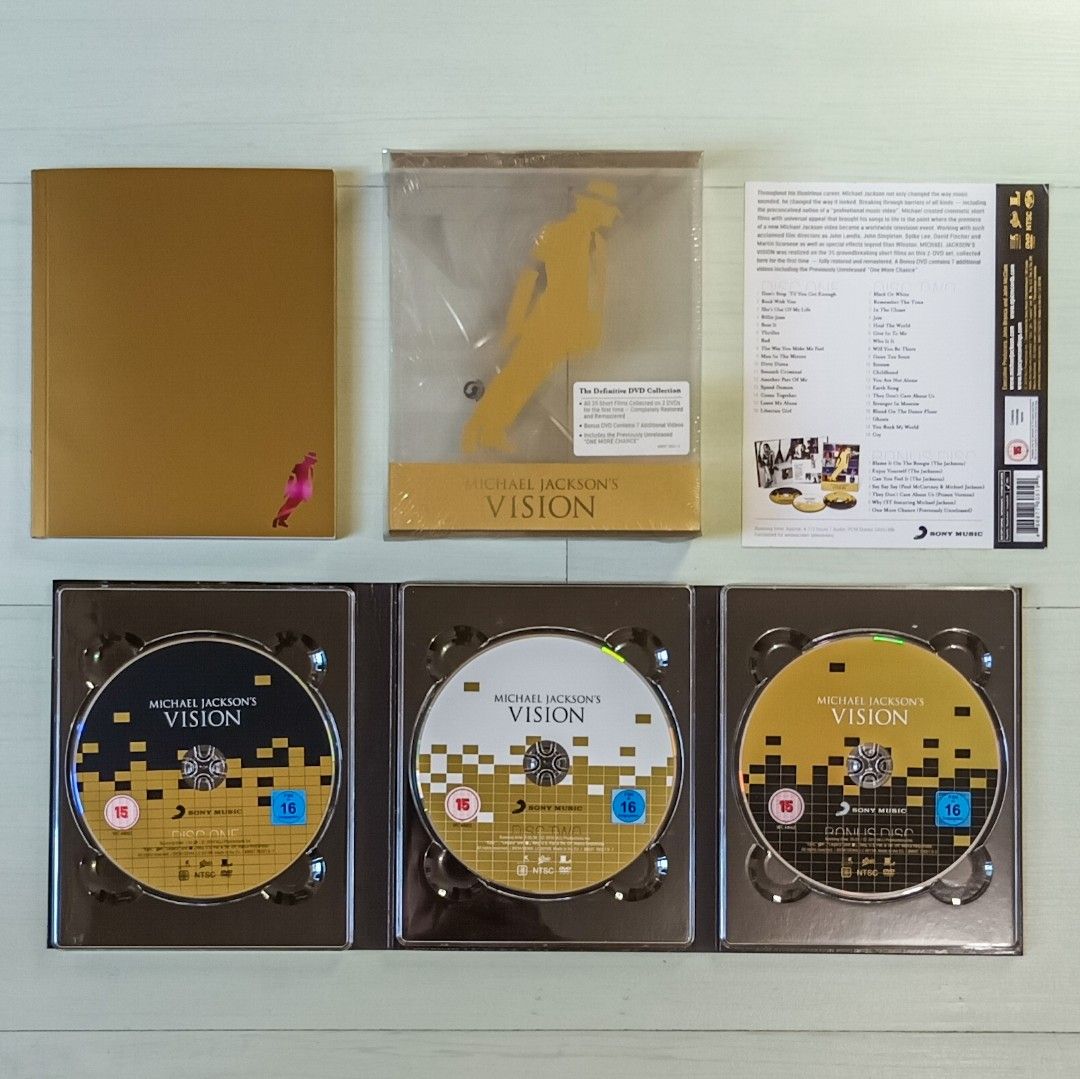 MICHAEL JACKSON DVD SET: 3-DISC THIS IS IT, 3-DISC VISION + BOOKLETS ...