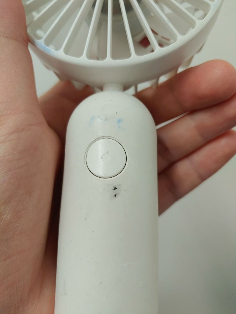 Miniso Mini Fan 1200 mAh, Everything Else, Others on Carousell