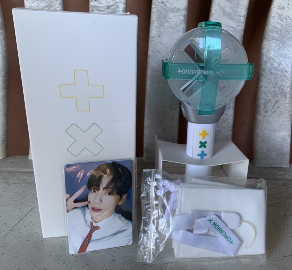 Official TXT Lightstick Version 1 with PC, Hobbies & Toys, Memorabilia ...