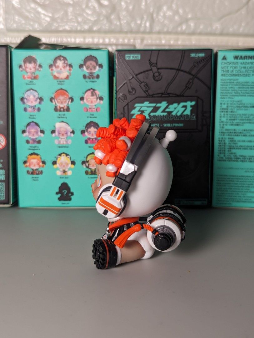 POPMART Skull Panda City of Night Scroll Delivery, Hobbies & Toys, Toys ...