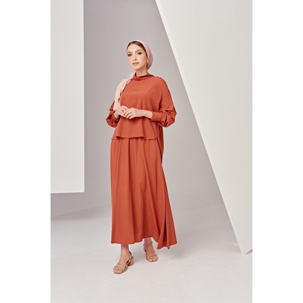 SHE DAZZLE in navea set, Women's Fashion, Dresses & Sets, Sets or ...