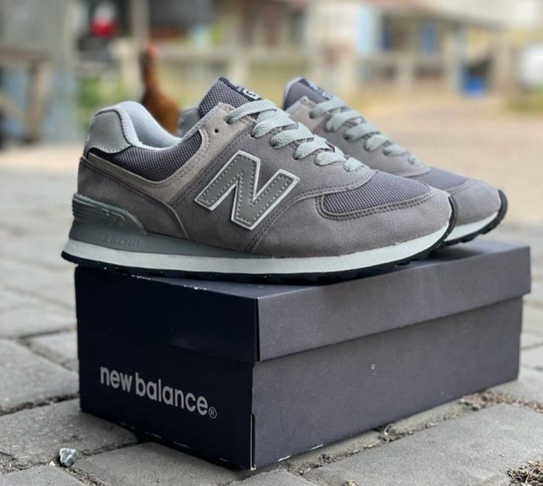 Sneakers ”NEW BALANCE” ready banyak model dan ukuran, Fesyen Pria ...