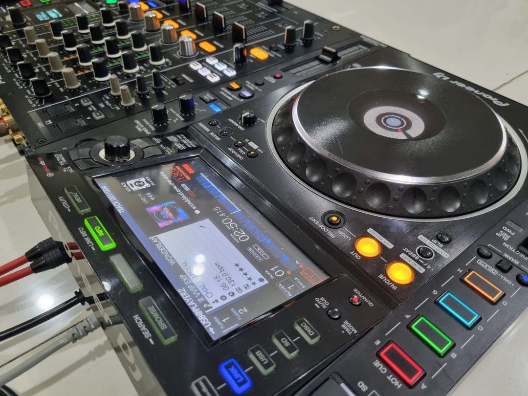 Alat DJ Pioneer CDJ 2000 Nexus 2 (x2) + DJM 900 NEXUS2 Touchscreen Set Club CDJ 2000NexusMK2 ...