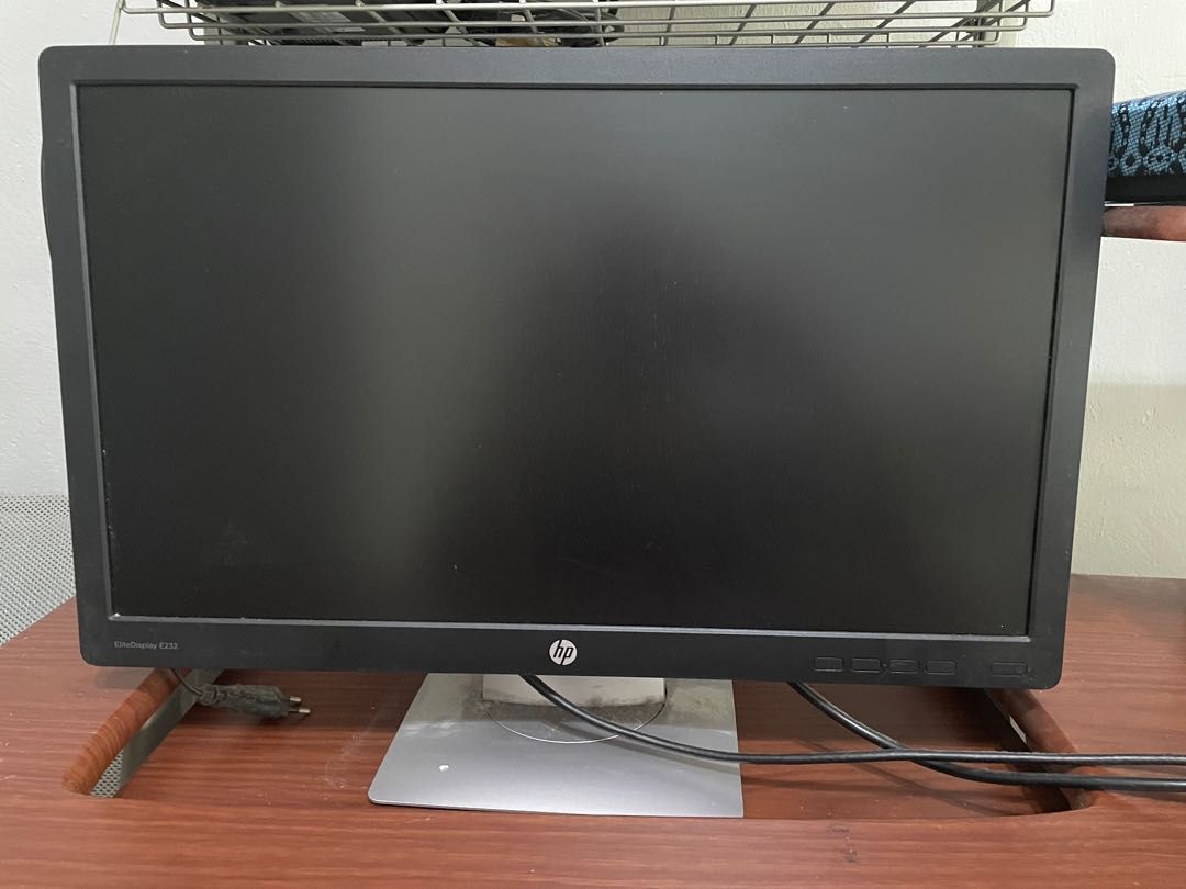 HP EliteDisplay E232, Computers & Tech, Desktops on Carousell