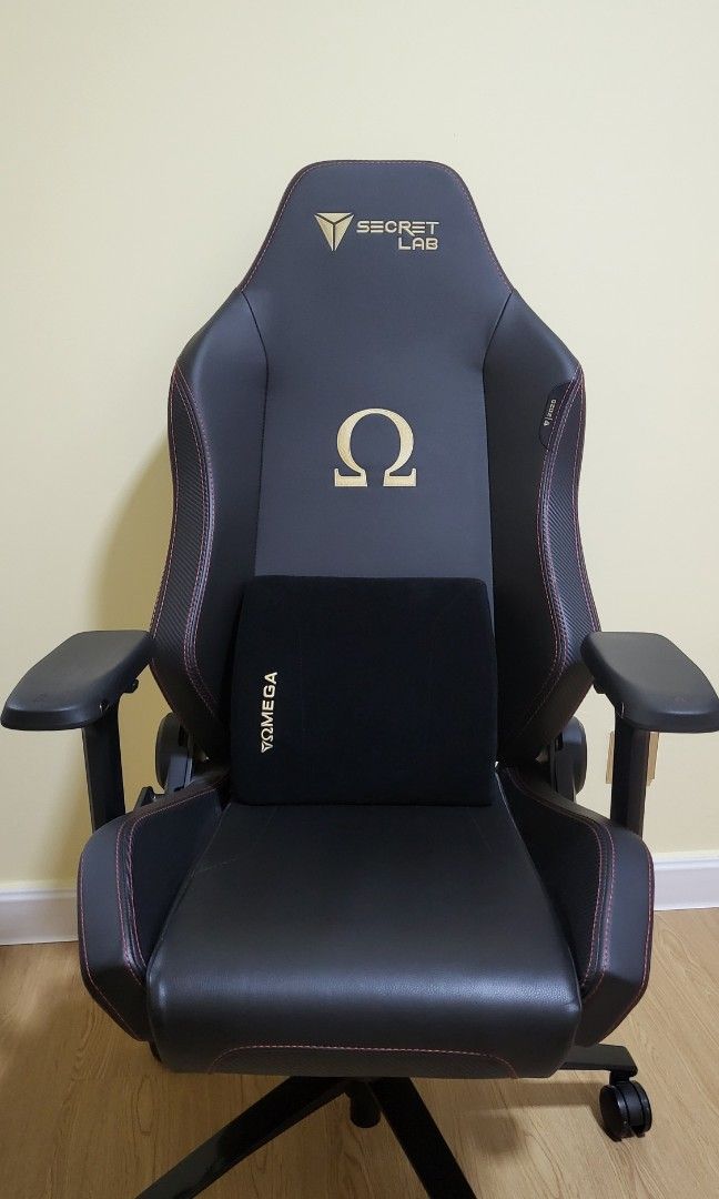Kerusi Gaming / Pejabat Secretlab, Furniture & Home Living, Furniture ...
