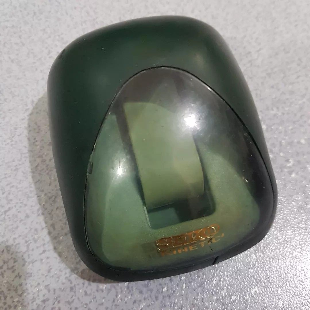 Kotak jam original Seiko Kinetic tahun 90 an, Serba Serbi, Others di ...