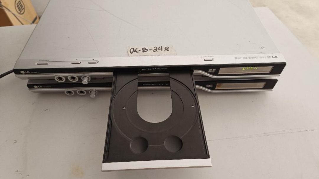 LG DVD/CD/VCD PLAYER with 2 Microphone port, TV & Home Appliances, TV ...