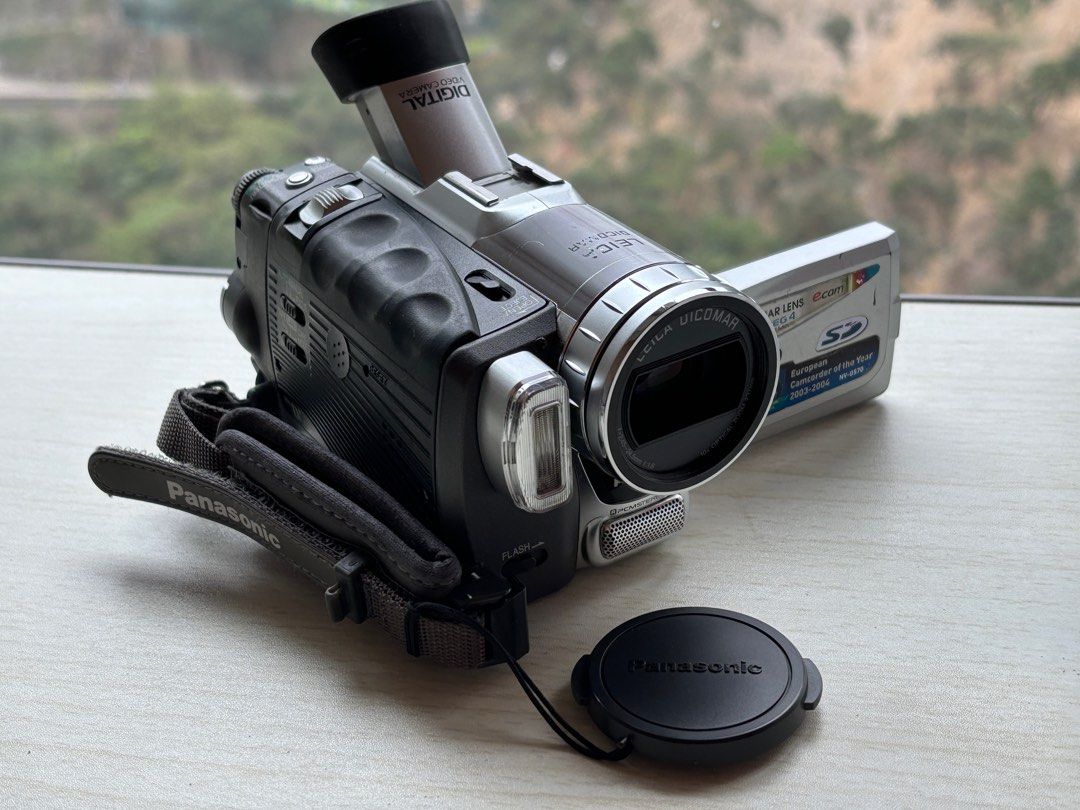 Panasonic NV-GS70 Mini DV pal, 攝影器材, 攝錄機 - Carousell