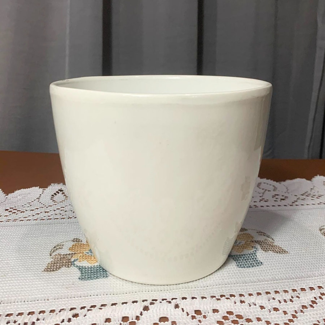 Plain White Ceramic Planter, Furniture & Home Living, Gardening, Pots ...