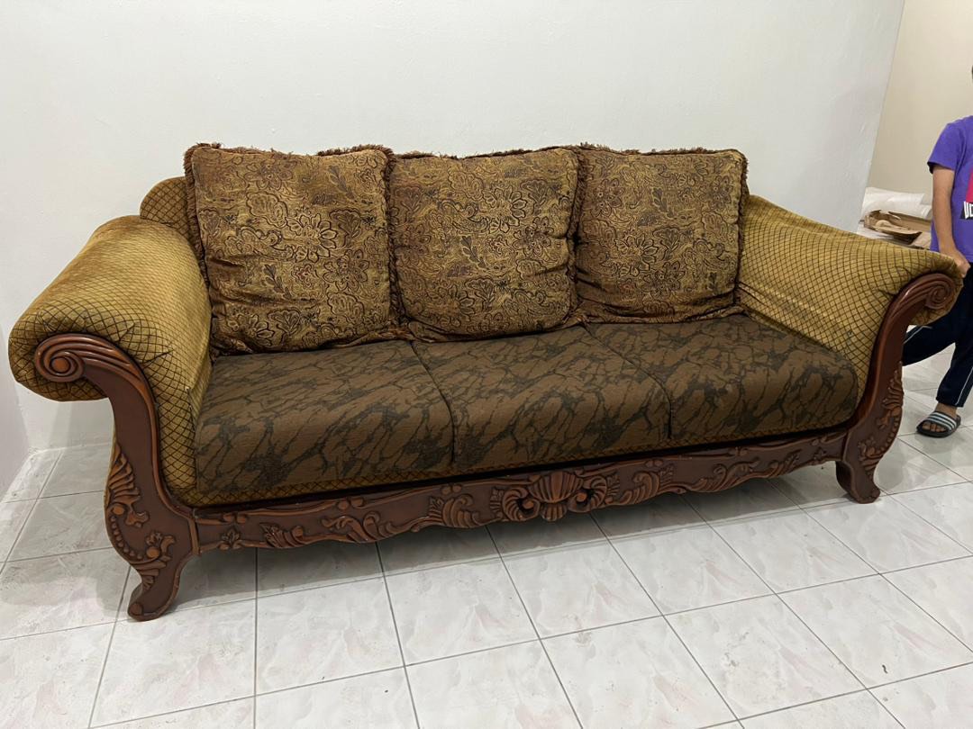Sofa set 1,2,3 seater, Furniture & Home Living, Furniture, Sofas on Carousell