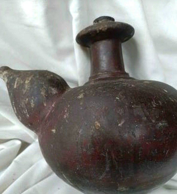 Terakota/ Kendi Susu (Majapahit) Trowulan, Jawa-Timur, Antik, Pajangan di Carousell