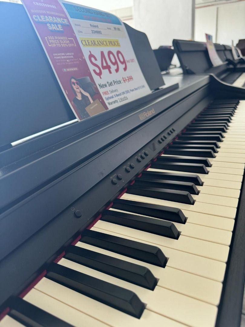 😱 88 keys Digital Piano from 𝐎𝐧𝐥𝐲 $𝟏𝟗𝟗! 😱𝐑𝐎𝐋𝐀𝐍𝐃 𝐑𝐏-𝟑𝟎𝟐 digital piano ...