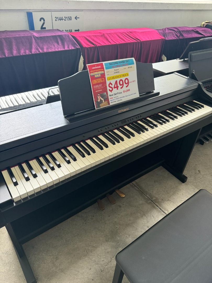 😱 88 keys Digital Piano from 𝐎𝐧𝐥𝐲 $𝟏𝟗𝟗! 😱𝐑𝐎𝐋𝐀𝐍𝐃 𝐑𝐏-𝟑𝟎𝟐 digital piano ...