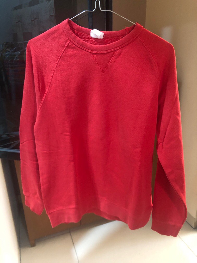 Cardigan merah hnm, Fesyen Wanita, Pakaian Wanita, Atasan di Carousell