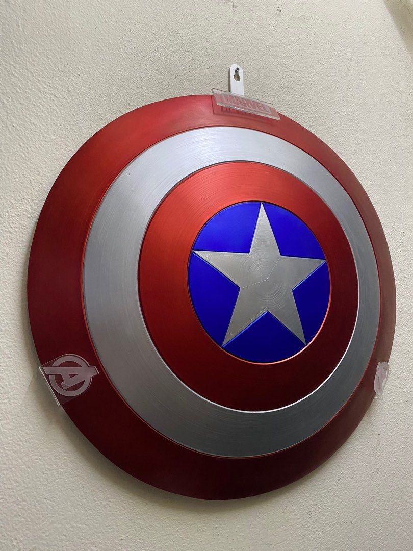 EFX Collectibles Captain America 1/1 Shield, Hobbies & Toys ...