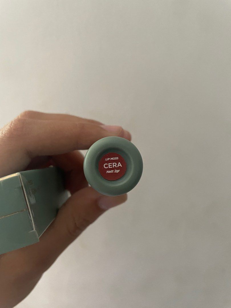 Guele lip moss shade cera, Kesehatan & Kecantikan, Rias Wajah di Carousell