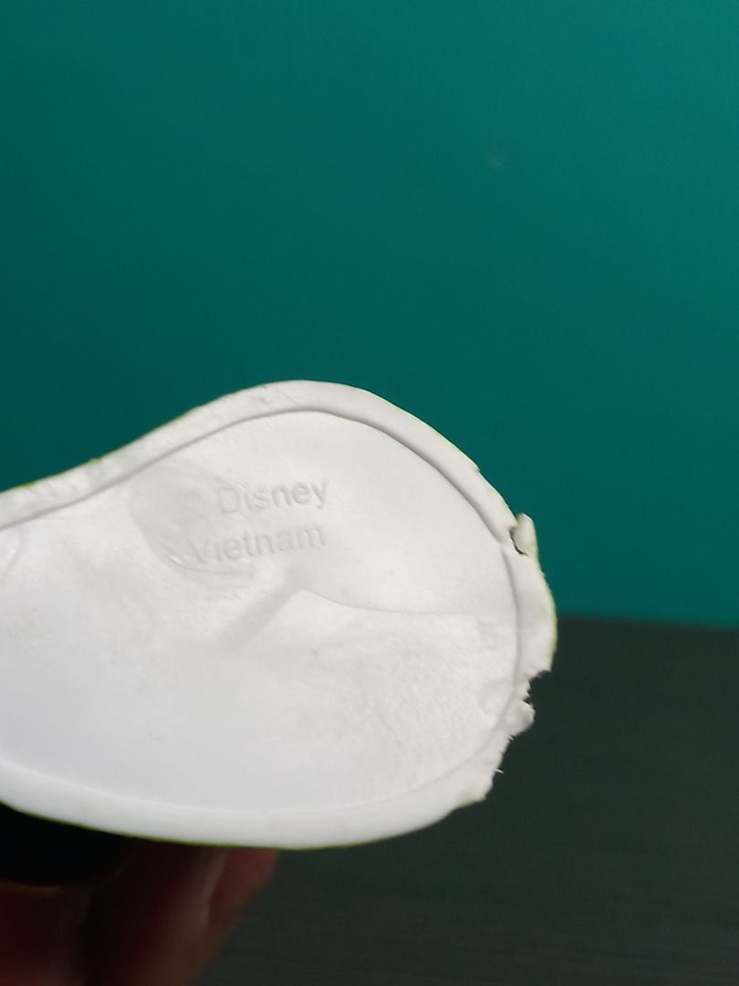 "Merida" Disney Brave with Bow and Arrow Vinyl Figure 3.5", Hobbies ...