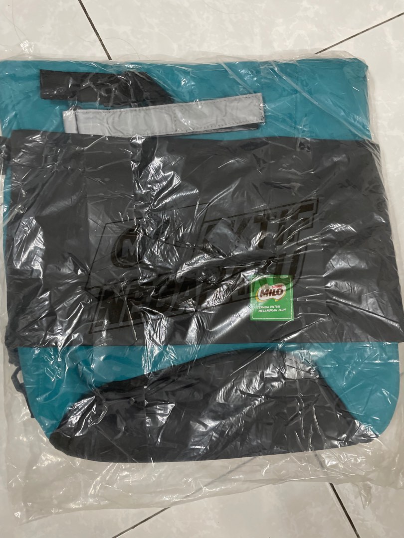 Milo active backpack, Hobbies & Toys, Collectibles & Memorabilia ...