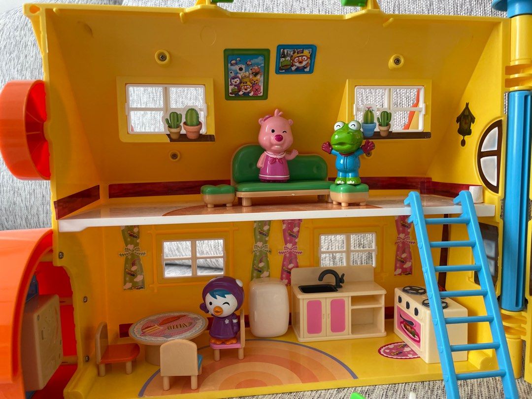 Authentic Korean Happy Pororo playhouse toy house play set, Hobbies ...