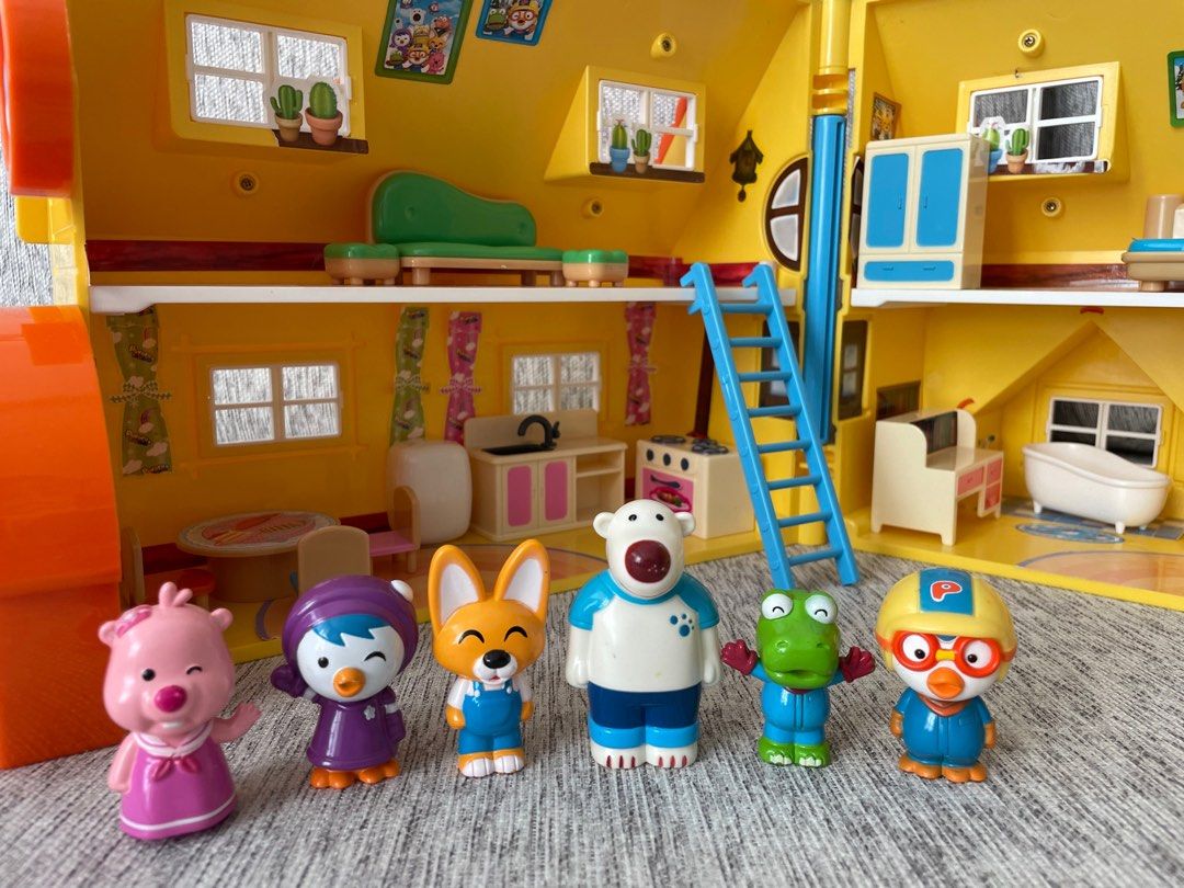 Authentic Korean Happy Pororo playhouse toy house play set, Hobbies ...