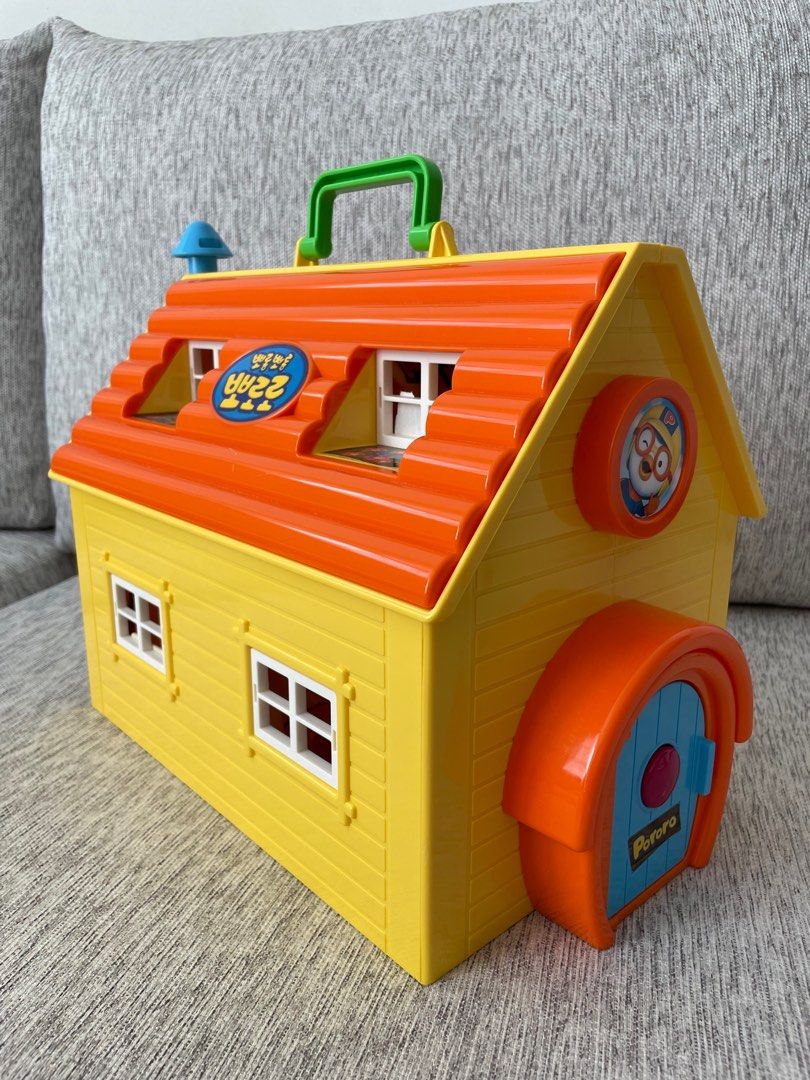 Authentic Korean Happy Pororo playhouse toy house play set, Hobbies ...