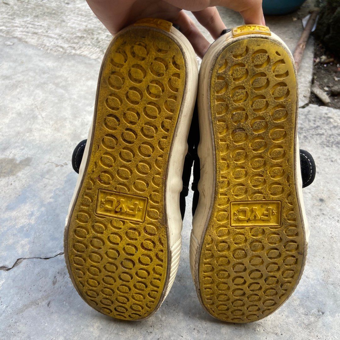 SEPATU FYC SLIP ON DWARF SIZE 44, Fesyen Pria, Sepatu , Sneakers di ...