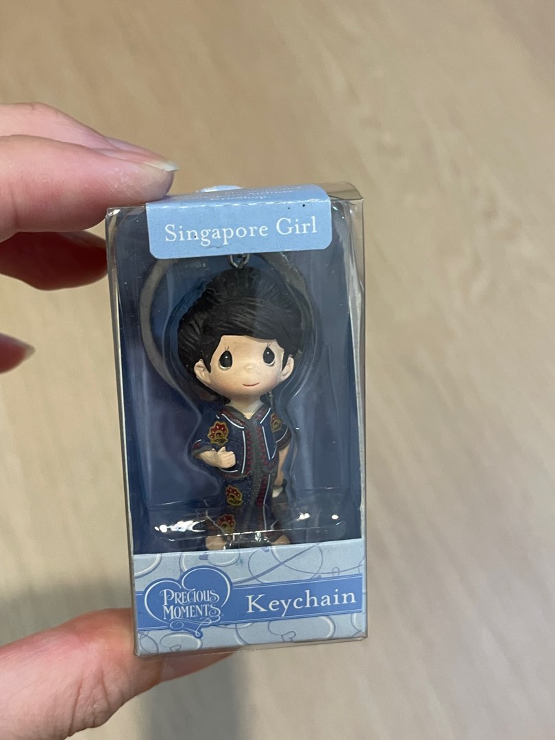 Singapore Airlines Precious Moments Keychain, Hobbies & Toys ...