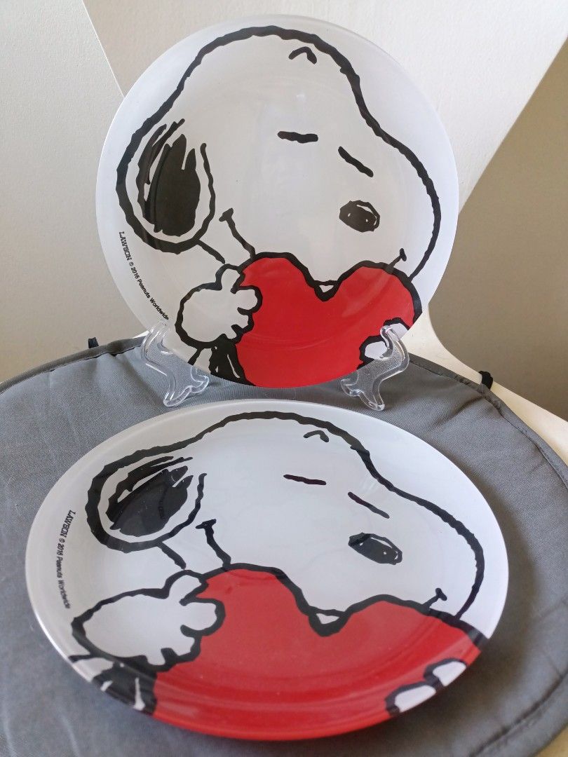 Snoopy glass plates, Furniture & Home Living, Kitchenware & Tableware ...