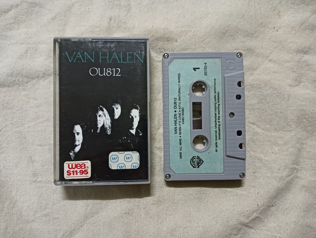 Van Halen - OU812, Hobbies & Toys, Music & Media, CDs & DVDs on Carousell