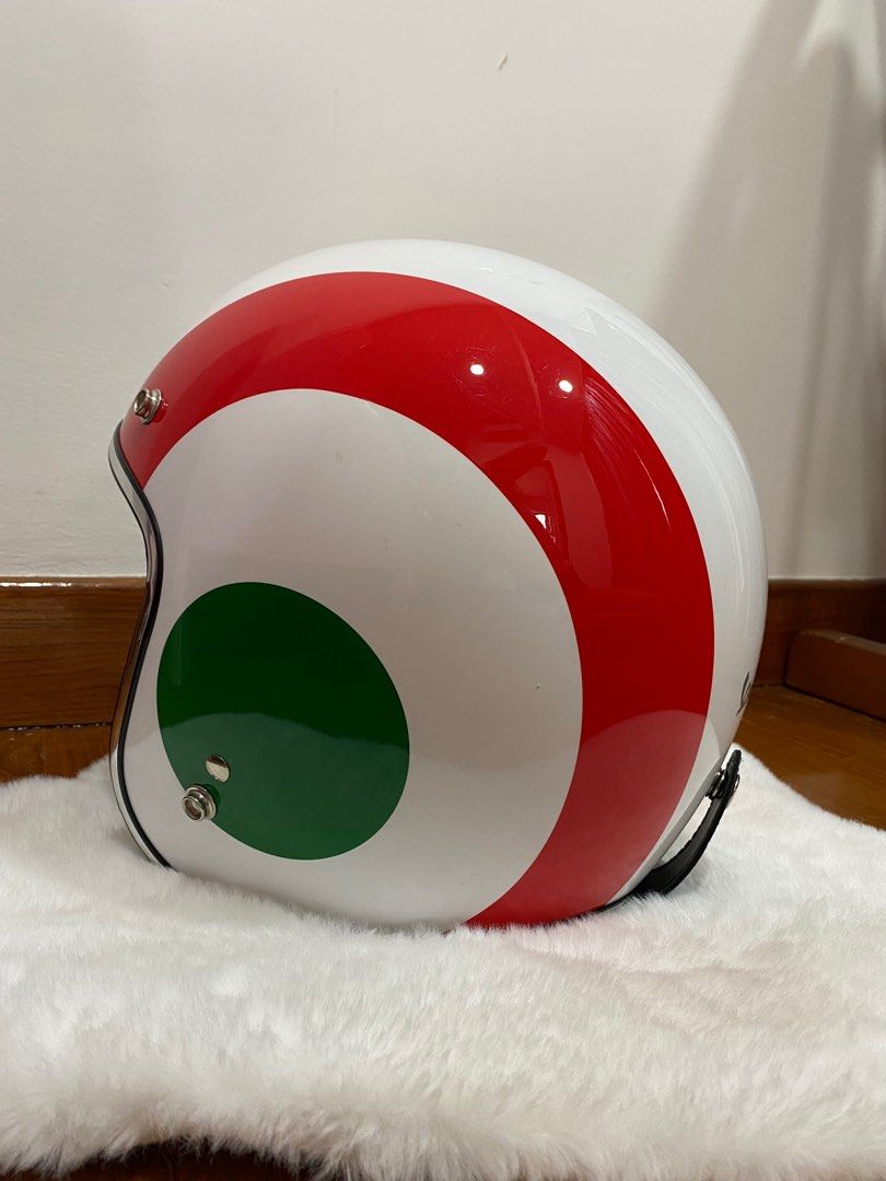 Vespa Flag Italy 2.0 Helmet, Auto Accessories on Carousell