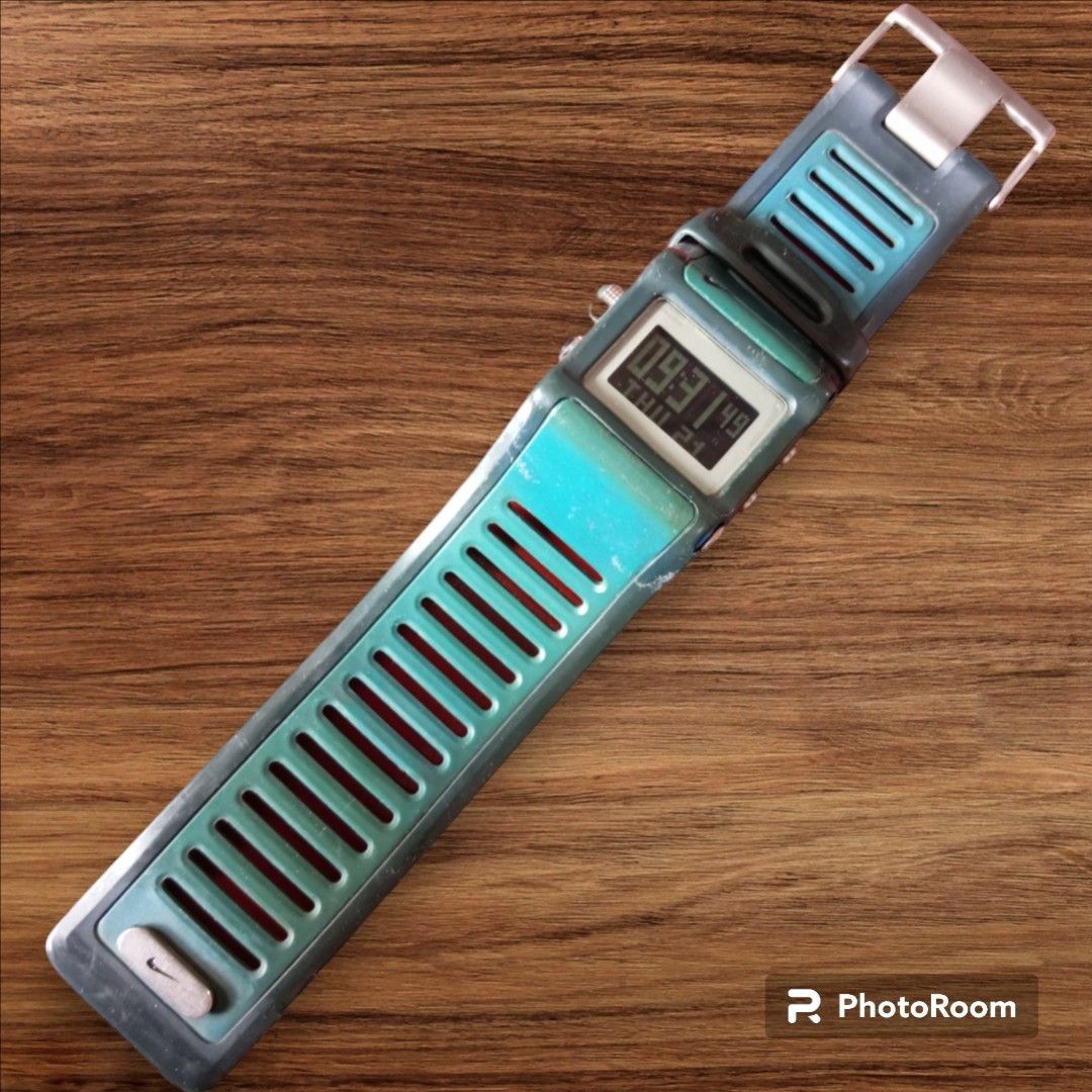 Vintage Nike Anvil Watch WC0020, Antik, Jam & Perhiasan di Carousell