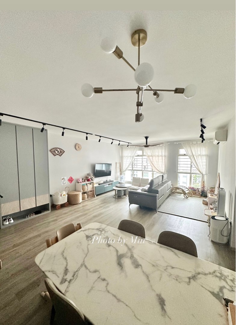 HDB Resale Flats For Sale in Singapore At Best Price | Carousell